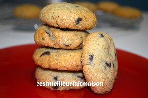 Sablés aux noix, flocons d’avoine et chocolat - C'est meilleur fait maison